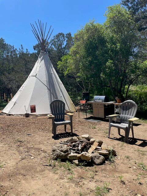 Tipi, glamping, romantic getaway, creek, fishing, canoeing,